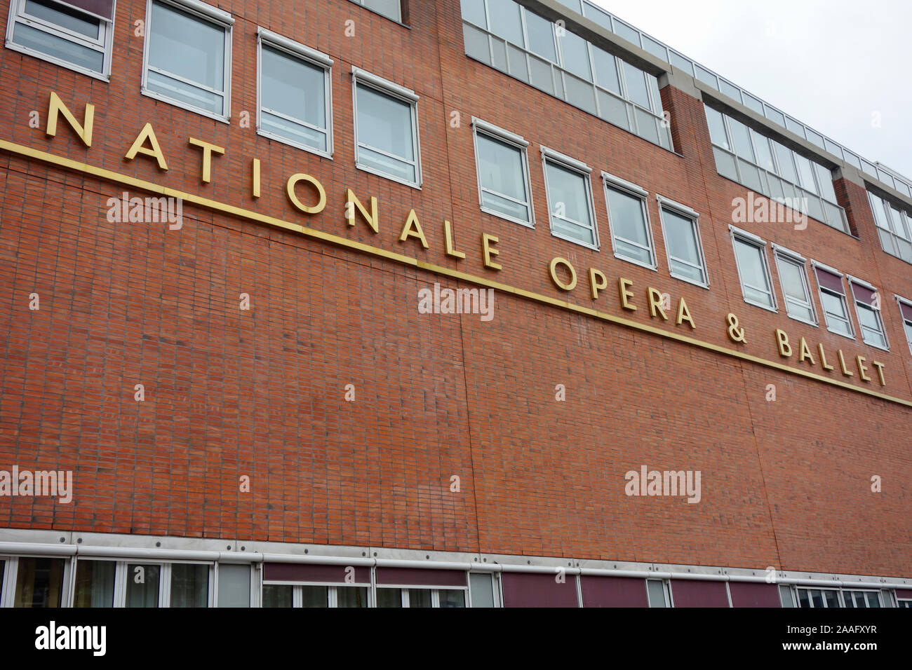 Nationale opera ballet hi-res stock photography and images - Alamy