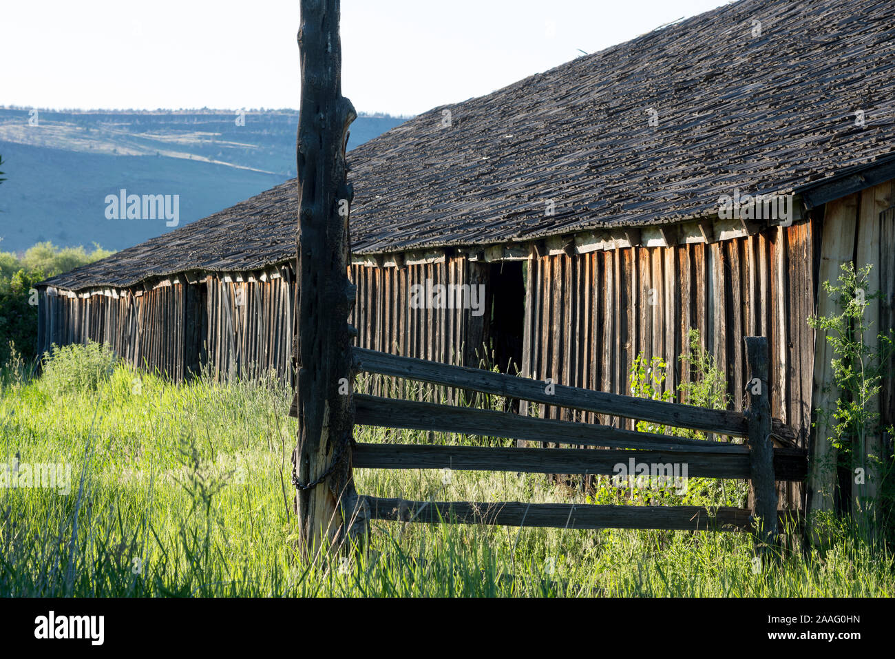 The Long Barn on the historic P Ranch in Eastern Oregon Stock Photo - Alamy