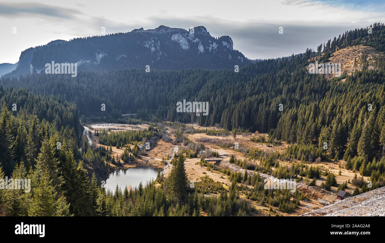 Little rocky river hi-res stock photography and images - Alamy