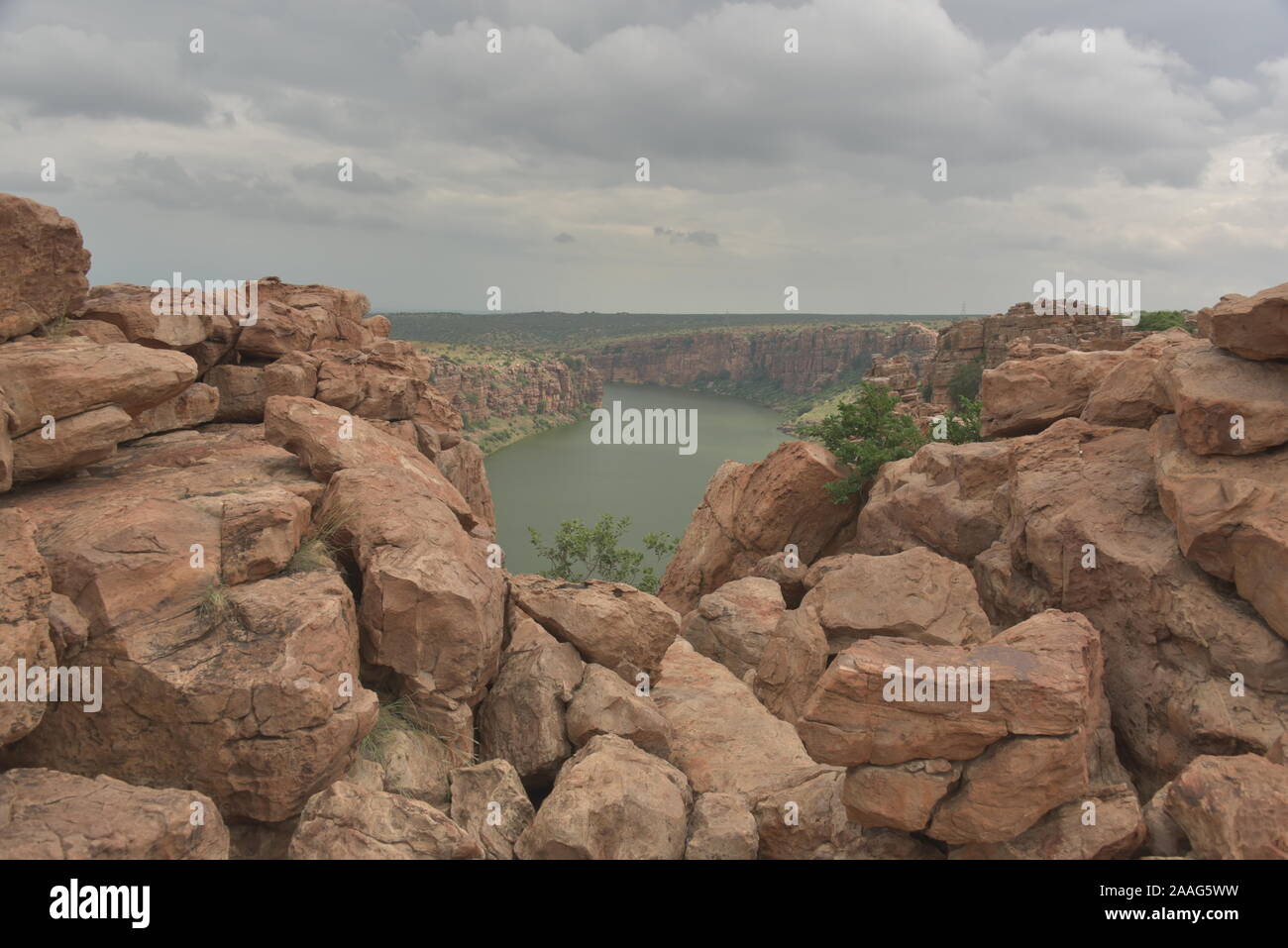Gandikota Penna river view point, Andhra Pradesh, India Stock Photo - Alamy