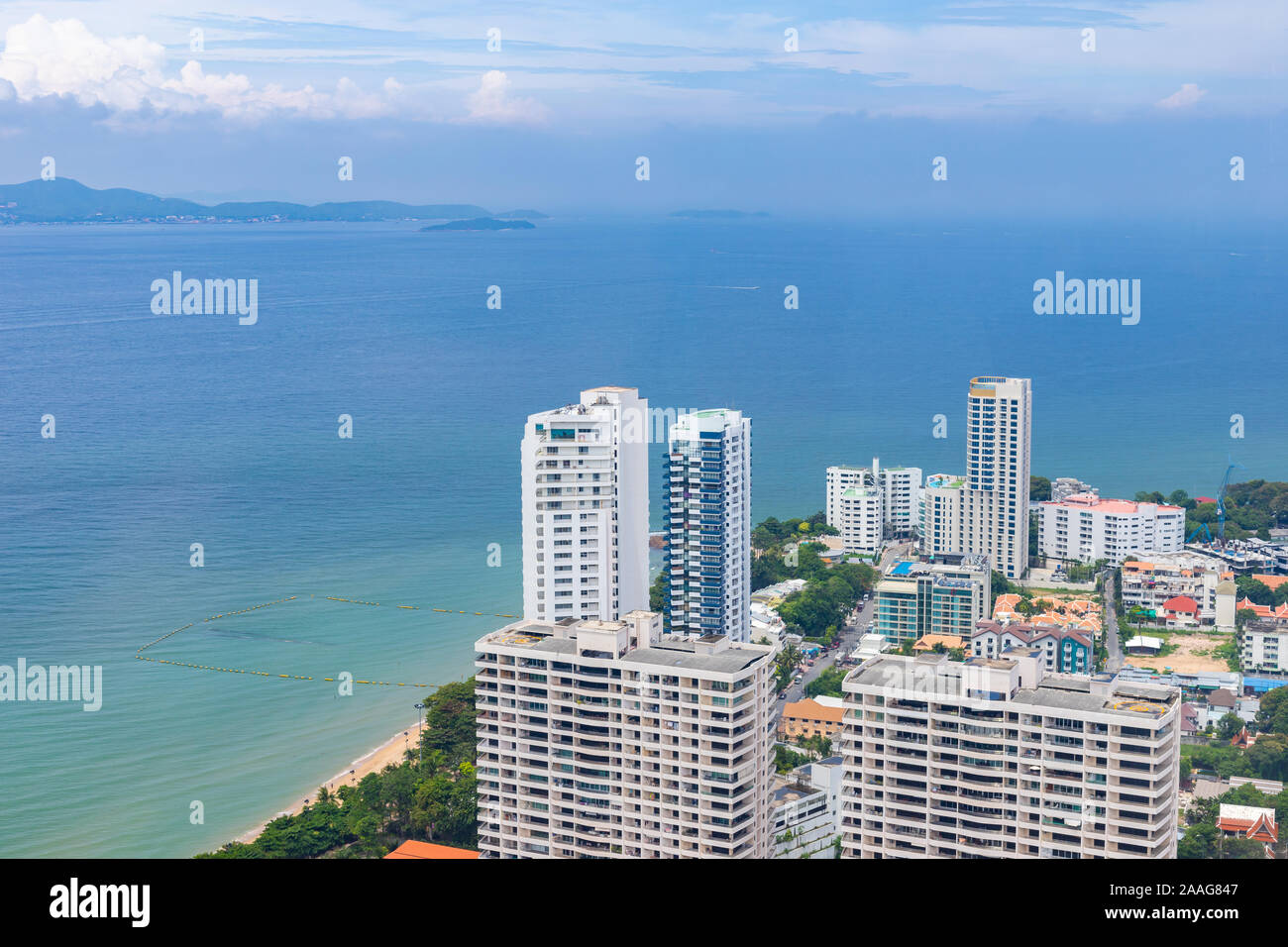Beautiful cityscape skyline of Pattaya in Thailand from the view point ...
