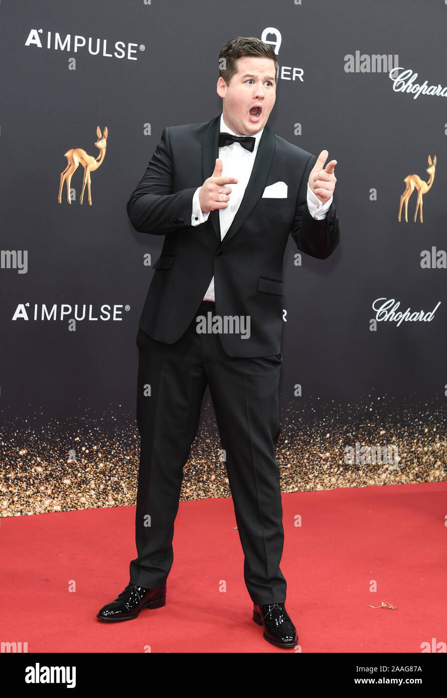 Baden Baden, Germany. 21st Nov, 2019. Comedian Chris Tall comes to the ...