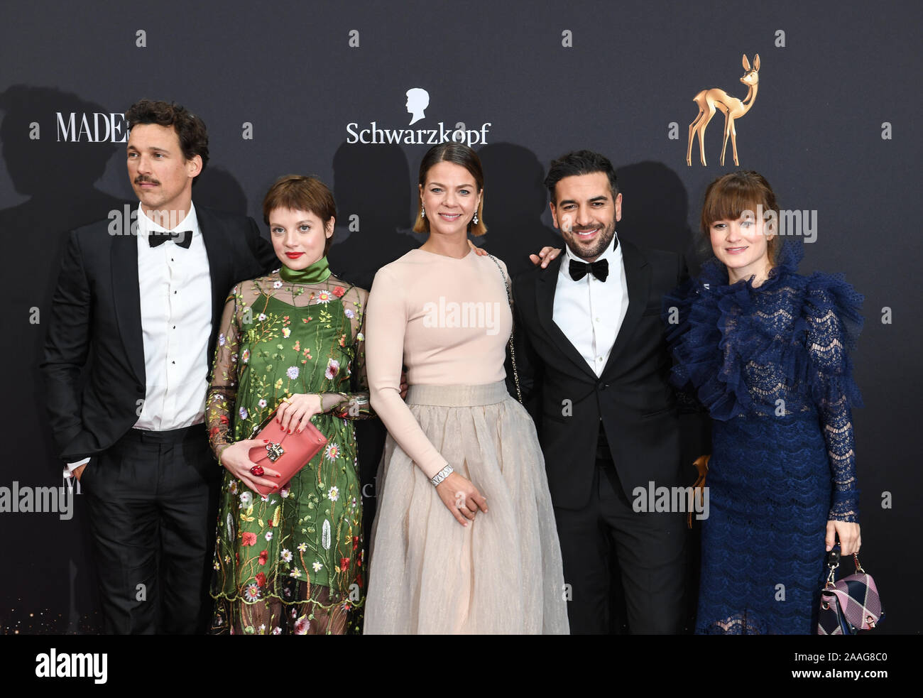 Baden Baden, Germany. 21st Nov, 2019. The cast of the film "The perfect ...
