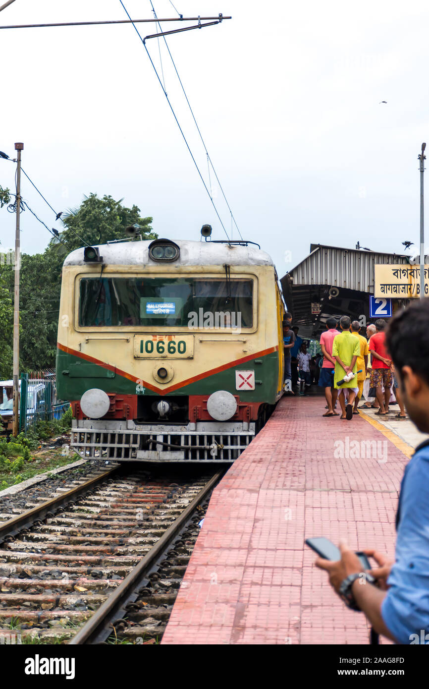 Calcutta Kolkata India Train Station High Resolution Stock Photography ...