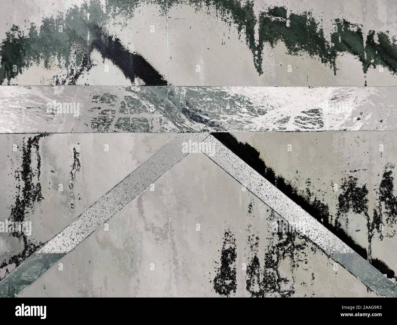 WHITE ABSTRACT DESIGNS Stock Photo - Alamy