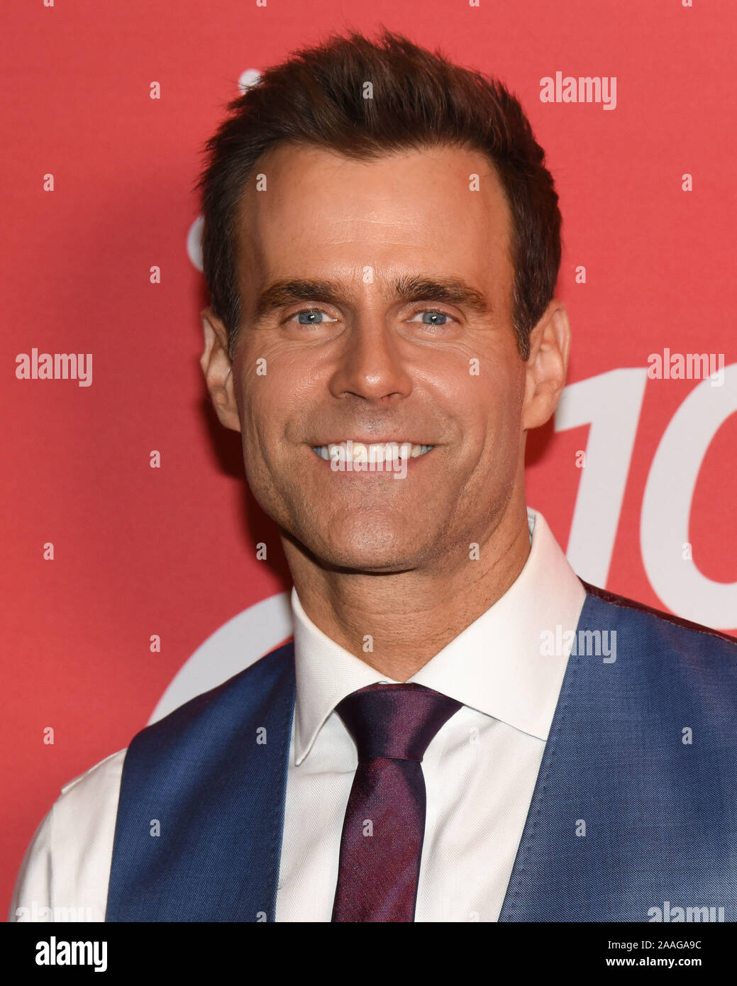 Cameron mathison hallmark hi-res stock photography and images - Alamy