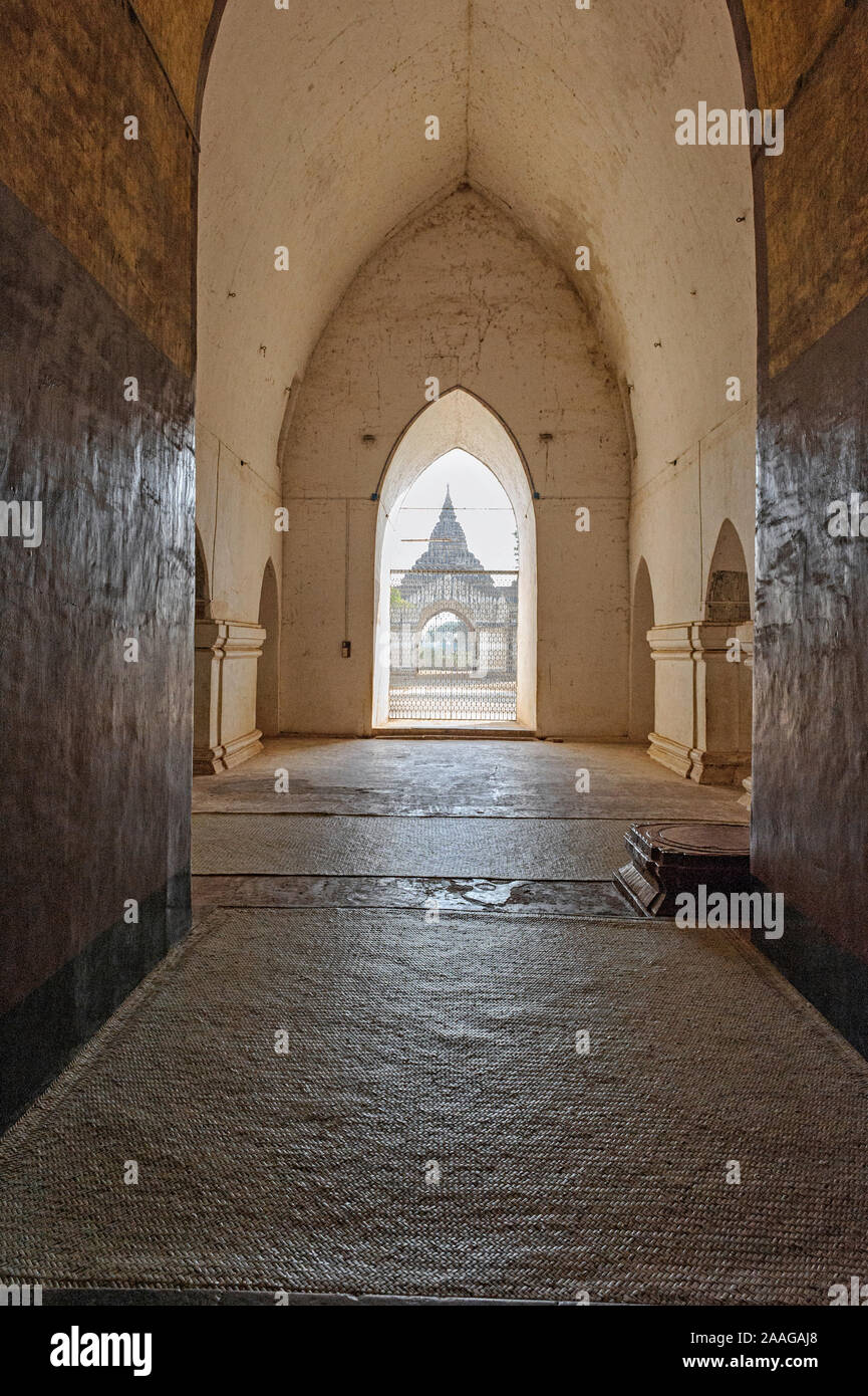 Interior of the Ananda Temple, Bagan Myanmar Burma Stock Photo - Alamy