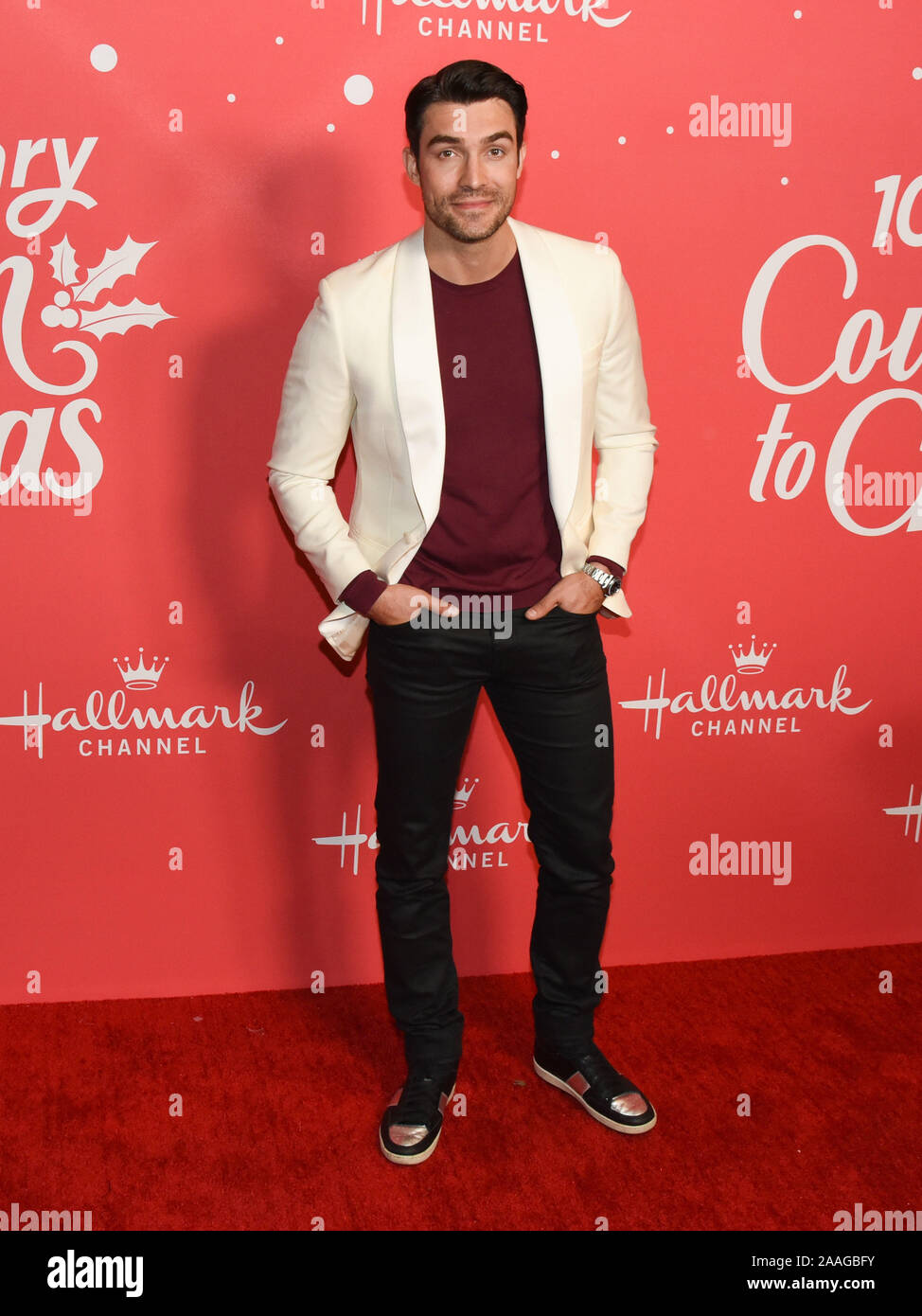 20 November 2019 - Hollywood, California - Peter Porte. Hallmark ...