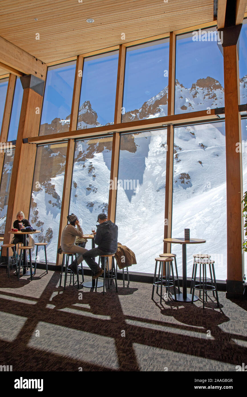 Knoll Ridge Chalet on the slopes of Mt Ruapehu, looking out to ...