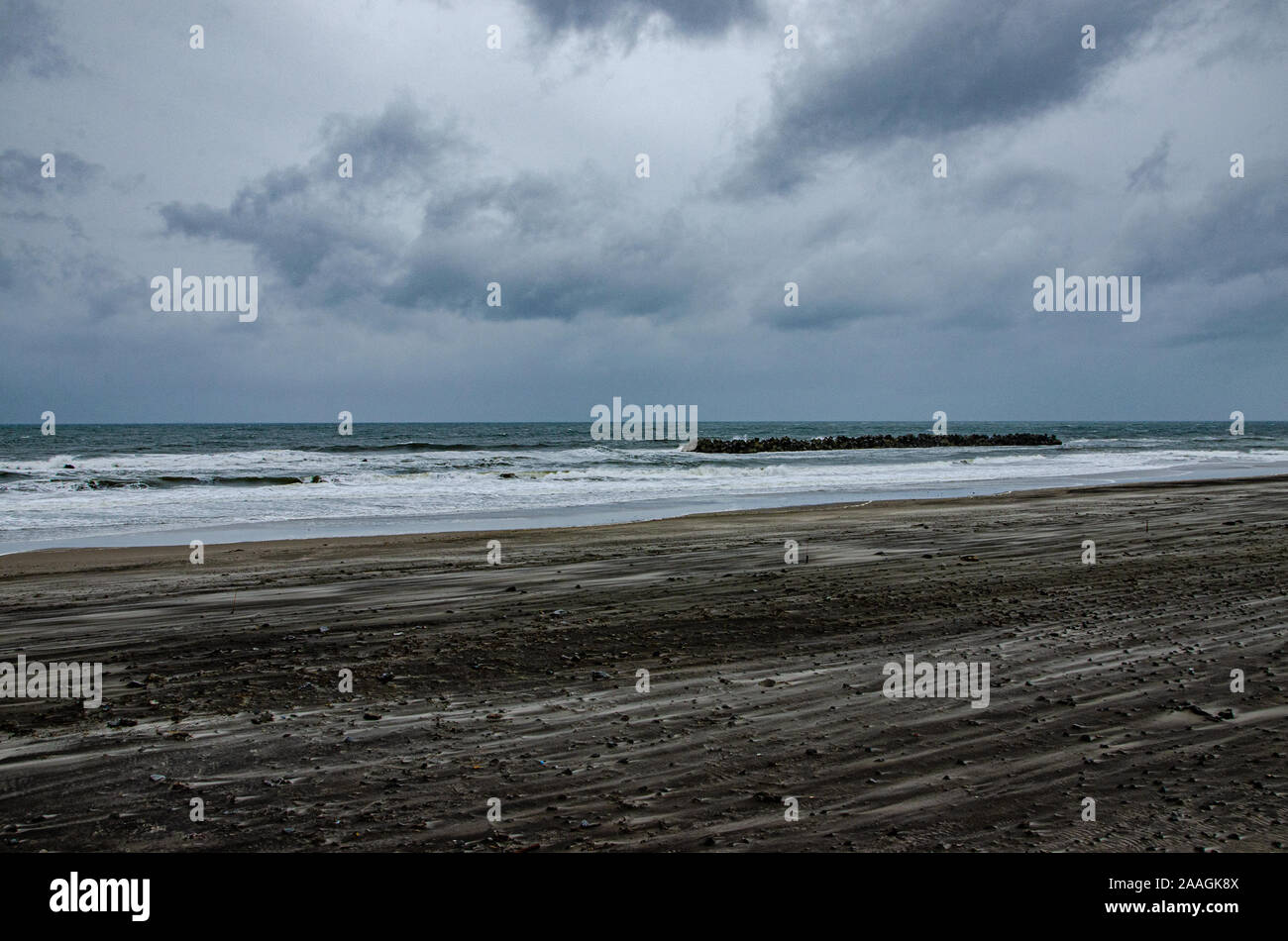 Tsunami barrier japan hi-res stock photography and images - Alamy