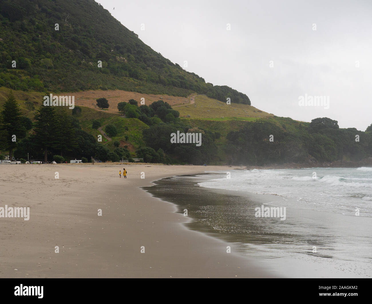 Mt manganui beach new zealand hi-res stock photography and images - Alamy