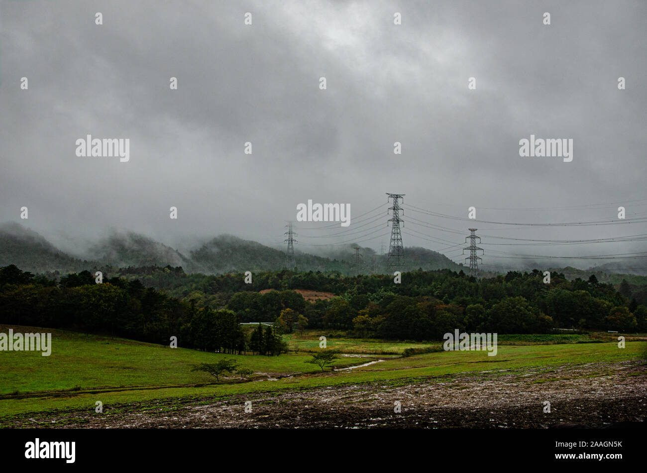 Japan mountain mist hi-res stock photography and images - Alamy