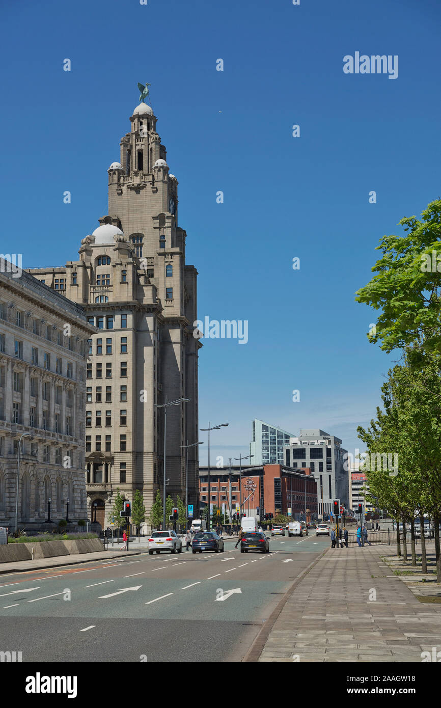 LIVERPOOL, ENGLAND, UK - JUNE 07, 2017: Architecture and traffic at the ...