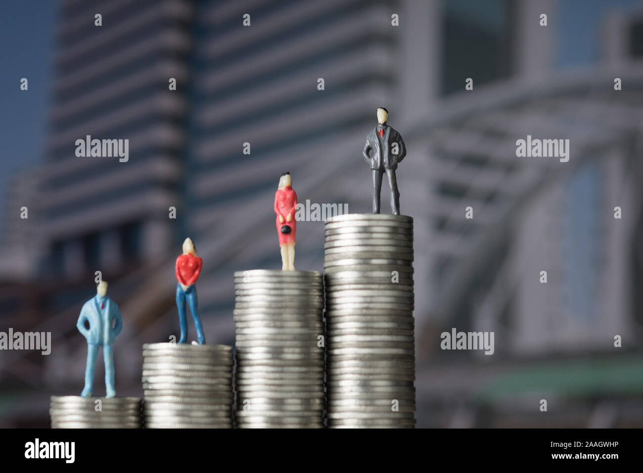 Figure miniature businessman of small people investor and office worker ...