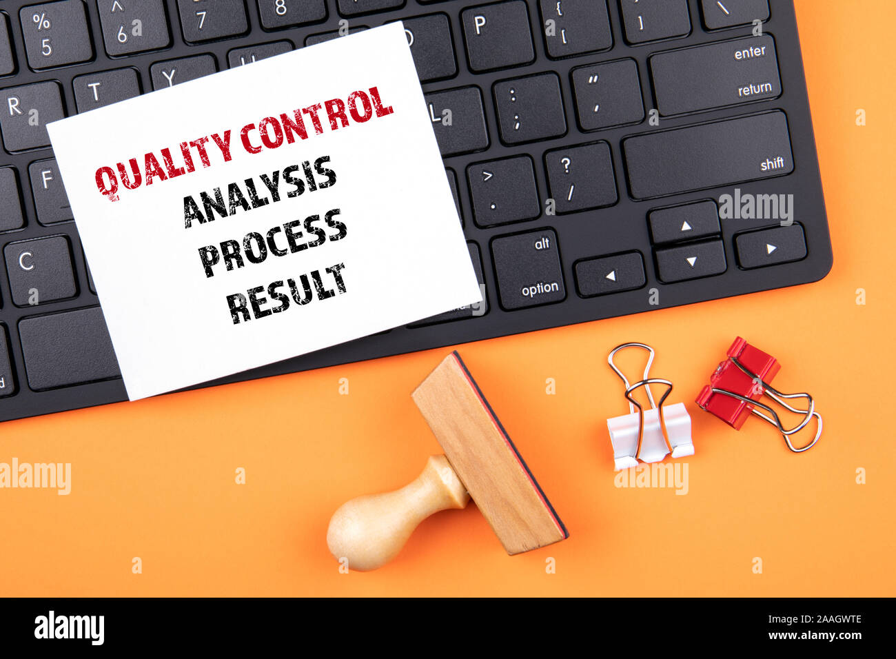Quality controll hi-res stock photography and images - Alamy