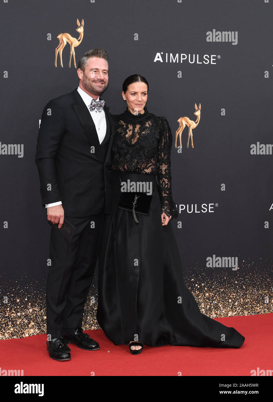 Baden Baden, Germany. 21st Nov, 2019. Singer Sasha and his wife Julia ...