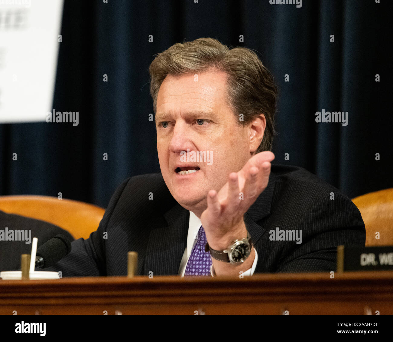 President trump and mike turner hi-res stock photography and images - Alamy