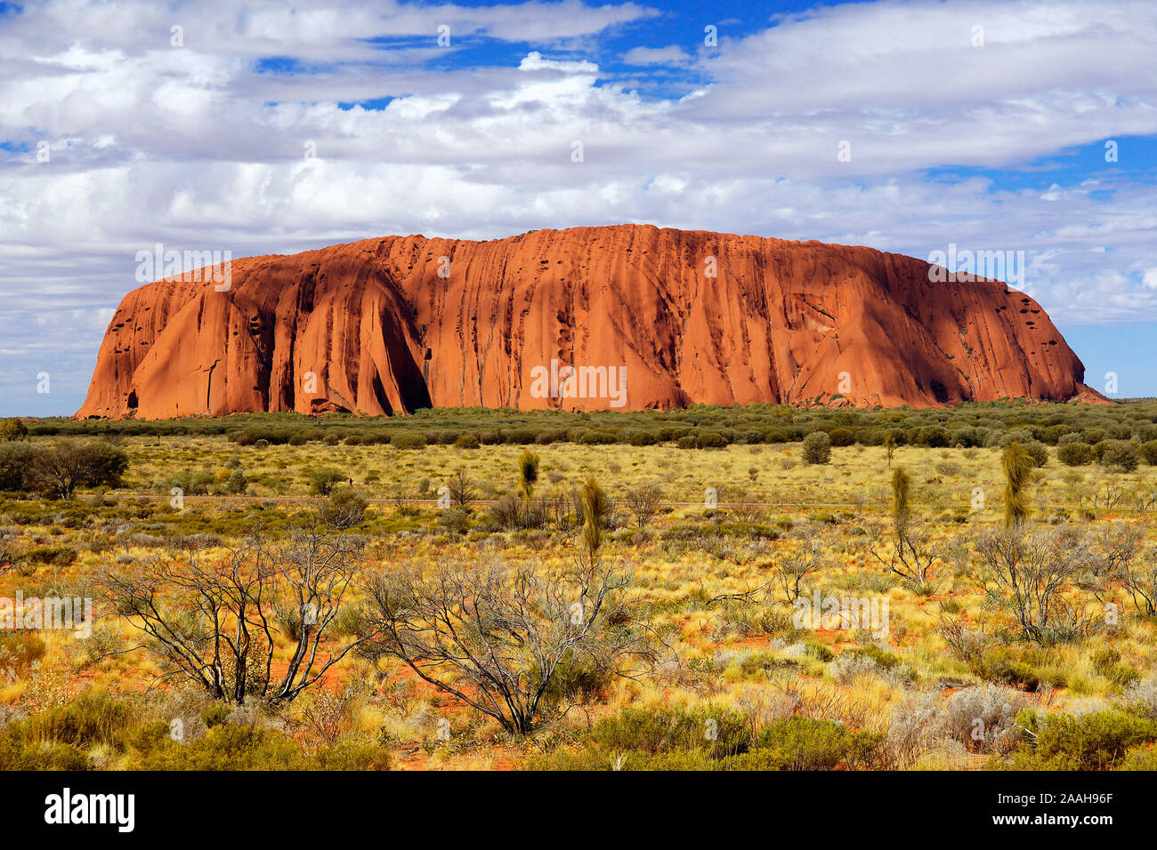 Ayers Rock, Uluru, bei Sonnenaufgang, Northern Territories, Australien ...