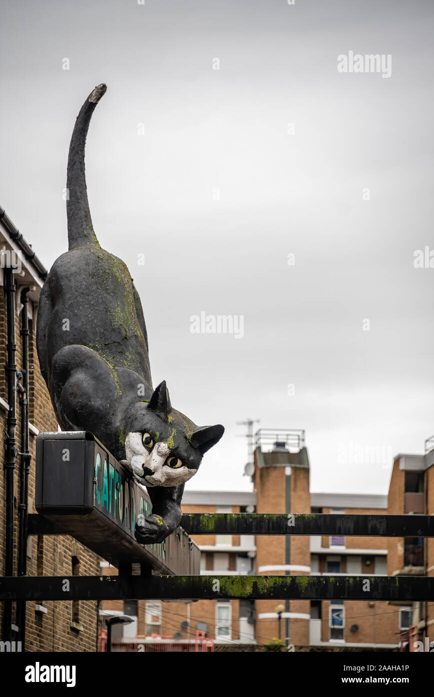 London, United Kingdom - October 2019 : The giant fibreglass cat statue ...