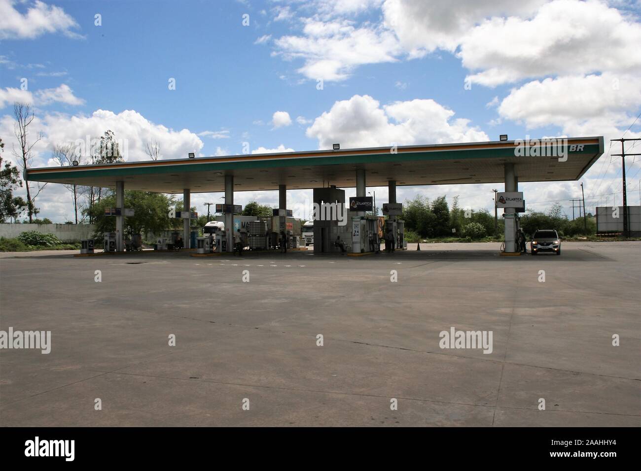Oil station in the map hi-res stock photography and images - Alamy
