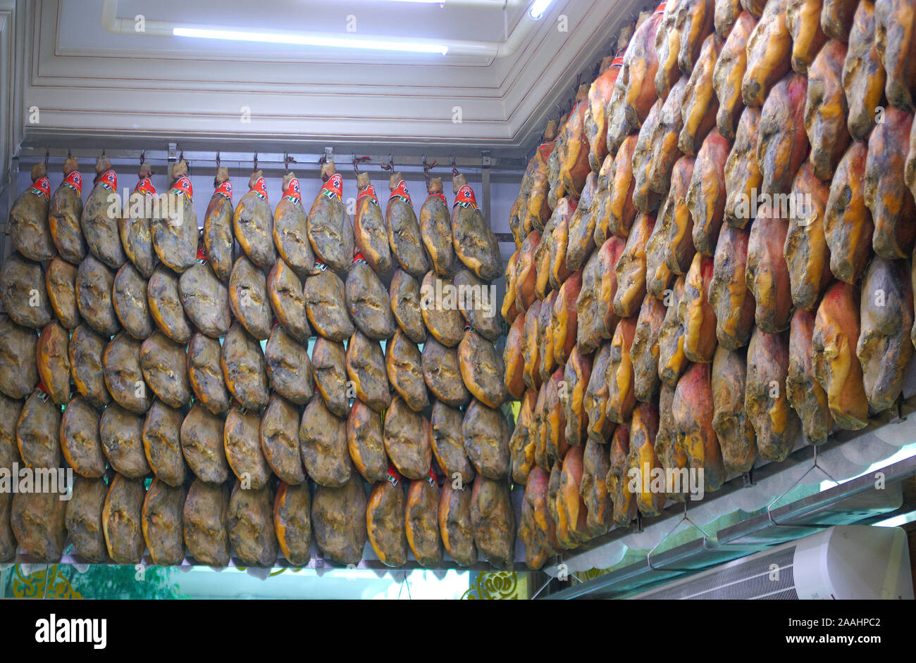 Museo del jamon hi-res stock photography and images - Alamy