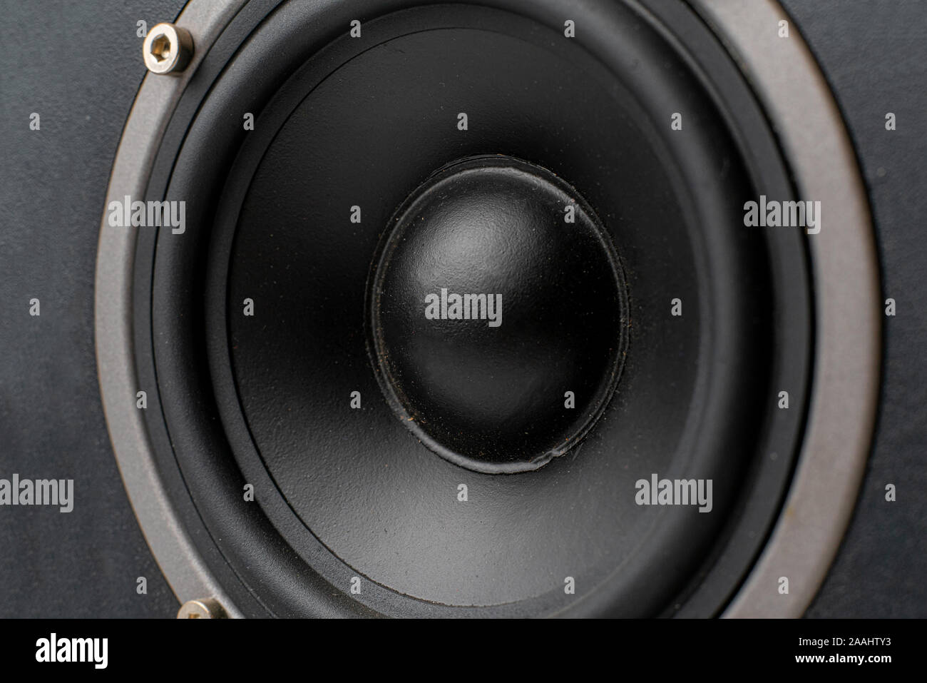 Dynamic loud speaker hi-res stock photography and images - Alamy