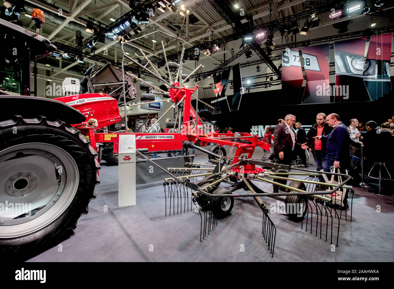 Hay turner hi-res stock photography and images - Alamy