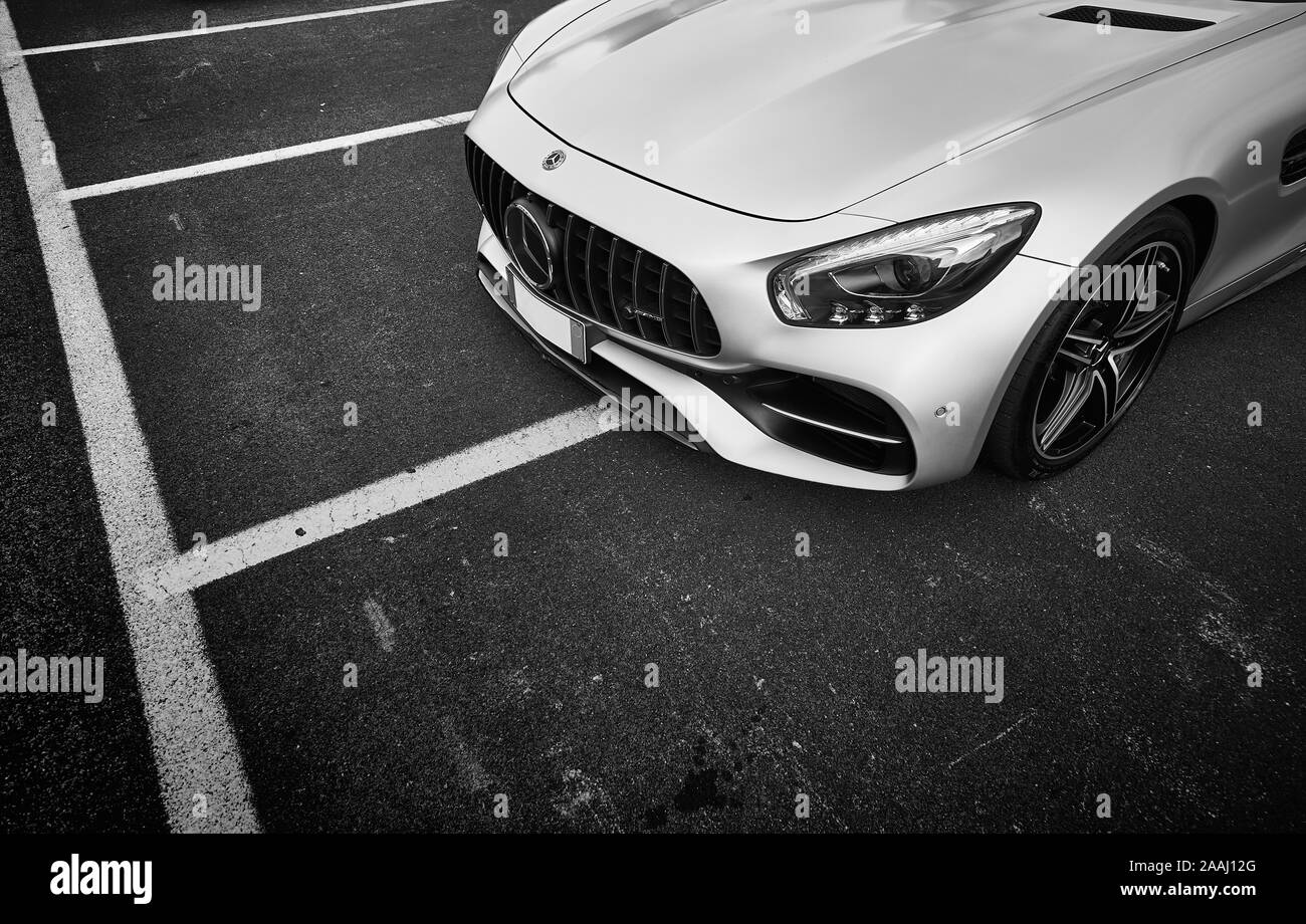Car fast corner Black and White Stock Photos & Images - Alamy