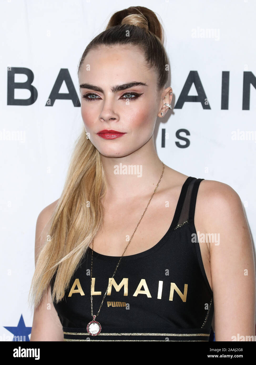 HOLLYWOOD, LOS ANGELES, CALIFORNIA, USA - NOVEMBER 21: Model/actress ...