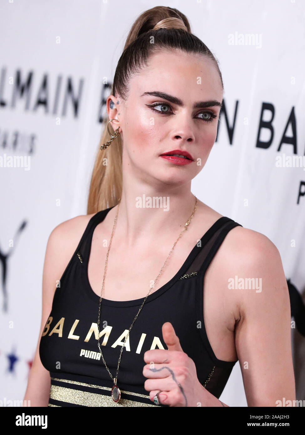 HOLLYWOOD, LOS ANGELES, CALIFORNIA, USA - NOVEMBER 21: Model/actress ...