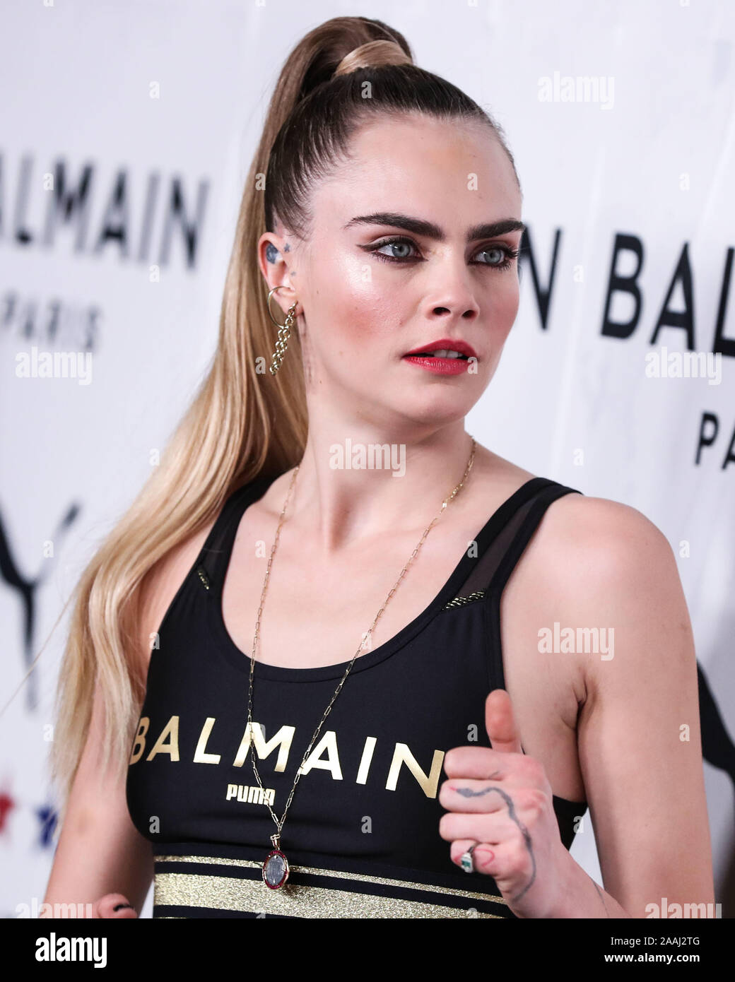 HOLLYWOOD, LOS ANGELES, CALIFORNIA, USA - NOVEMBER 21: Model/actress ...