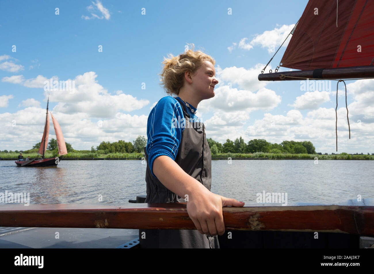Vessel stands hi-res stock photography and images - Alamy