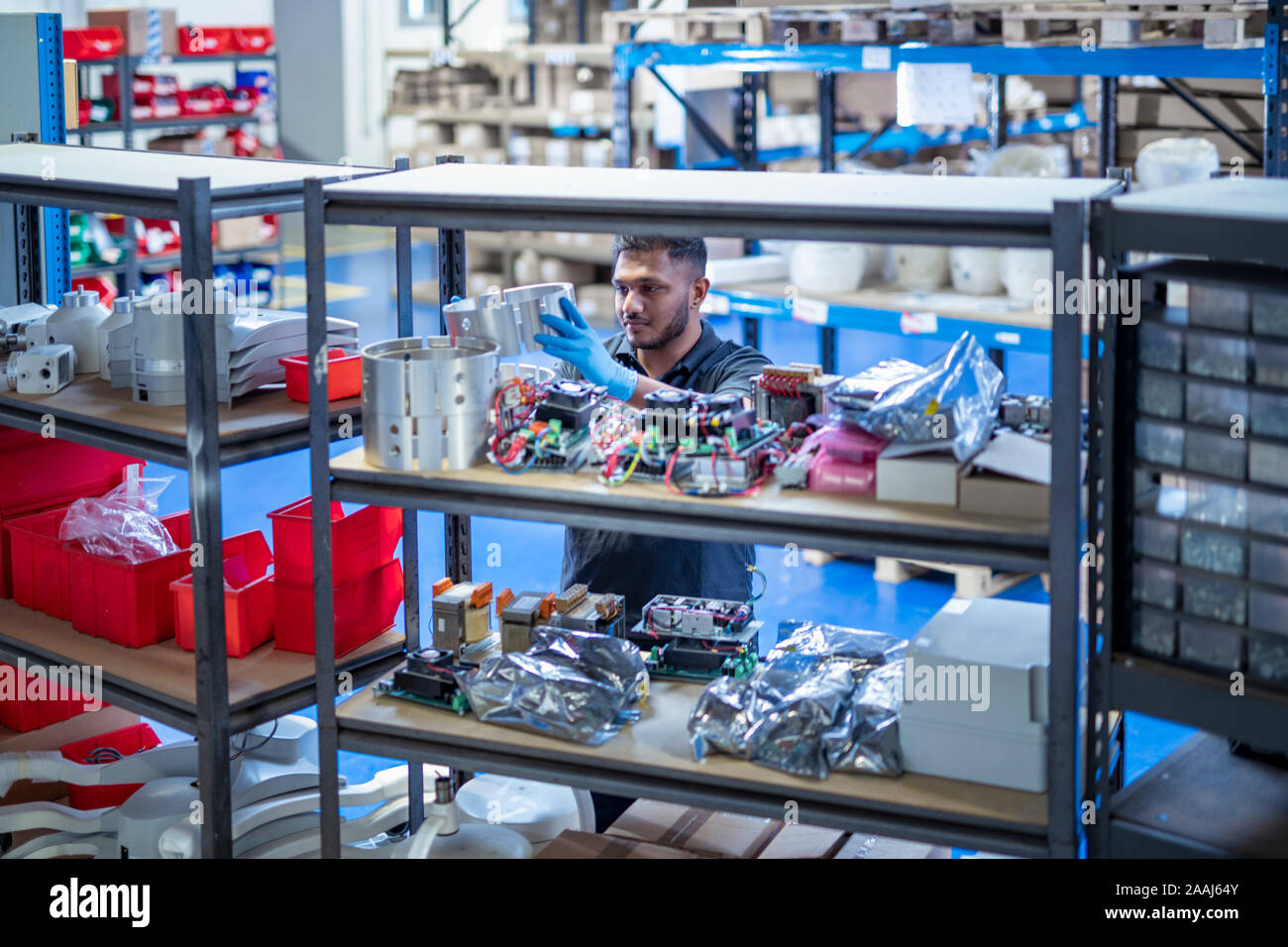 Assembly line products hi-res stock photography and images - Alamy