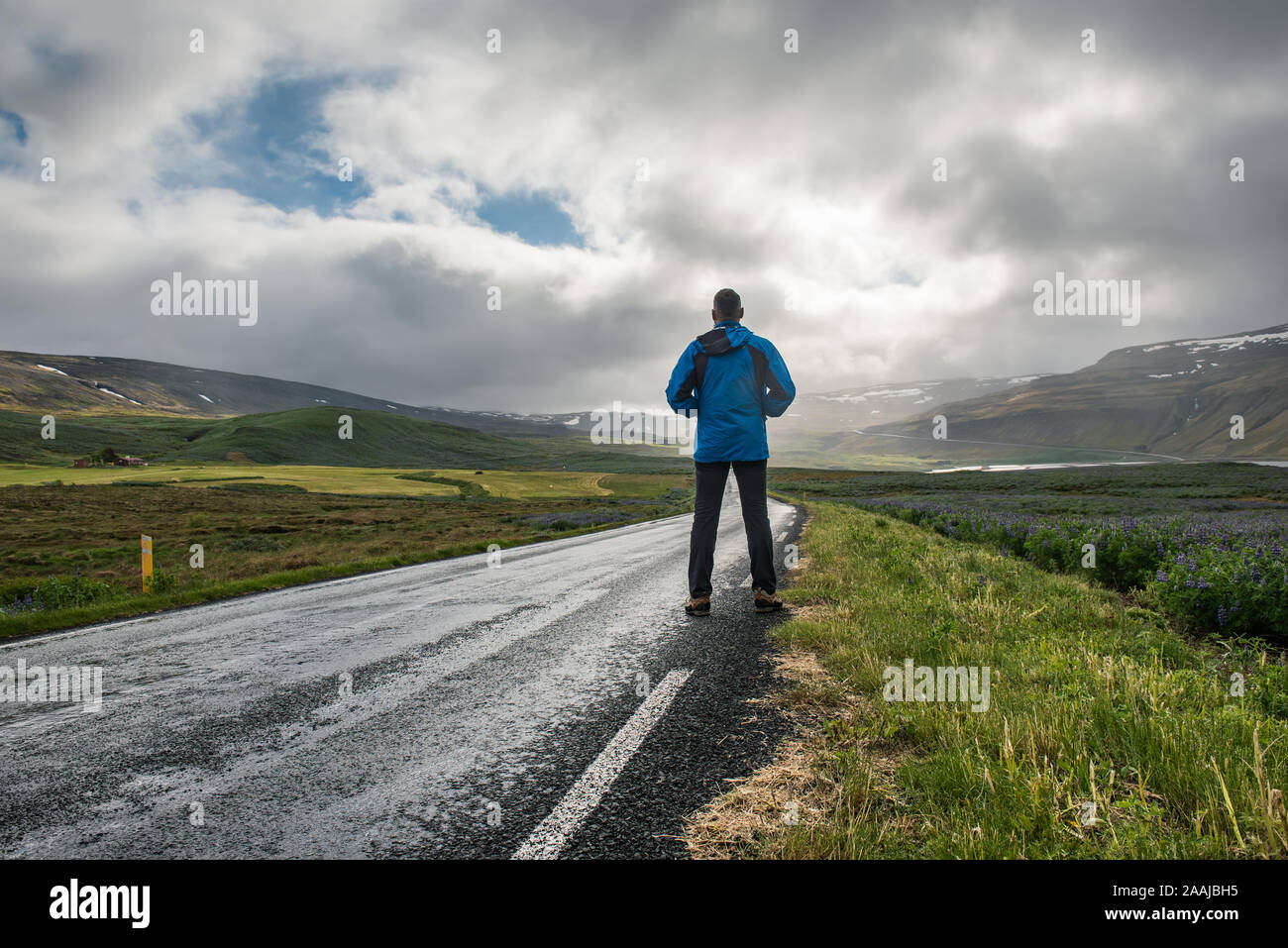 Hitchhiking europe hi-res stock photography and images - Alamy