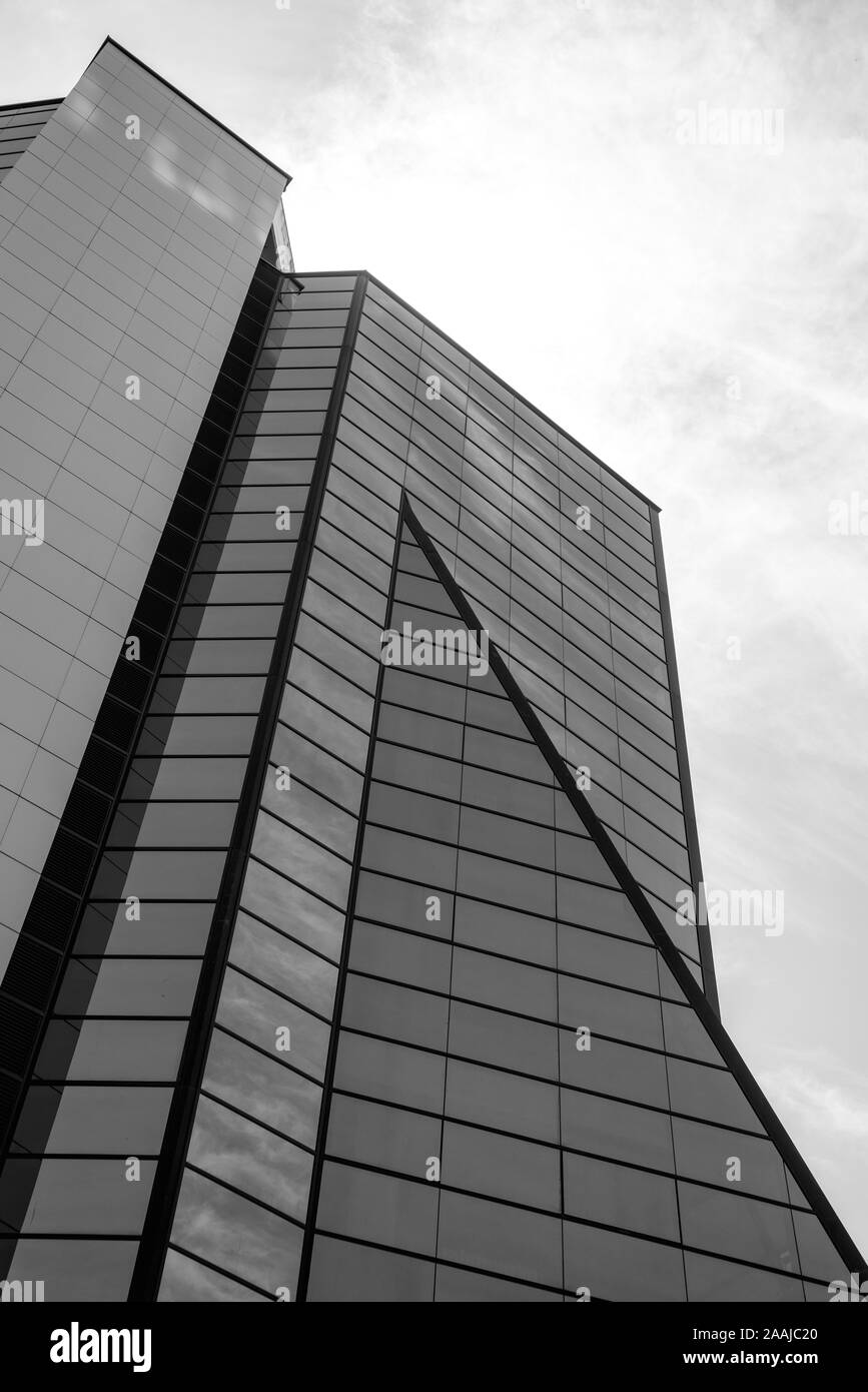 Tower block uk Black and White Stock Photos & Images - Alamy