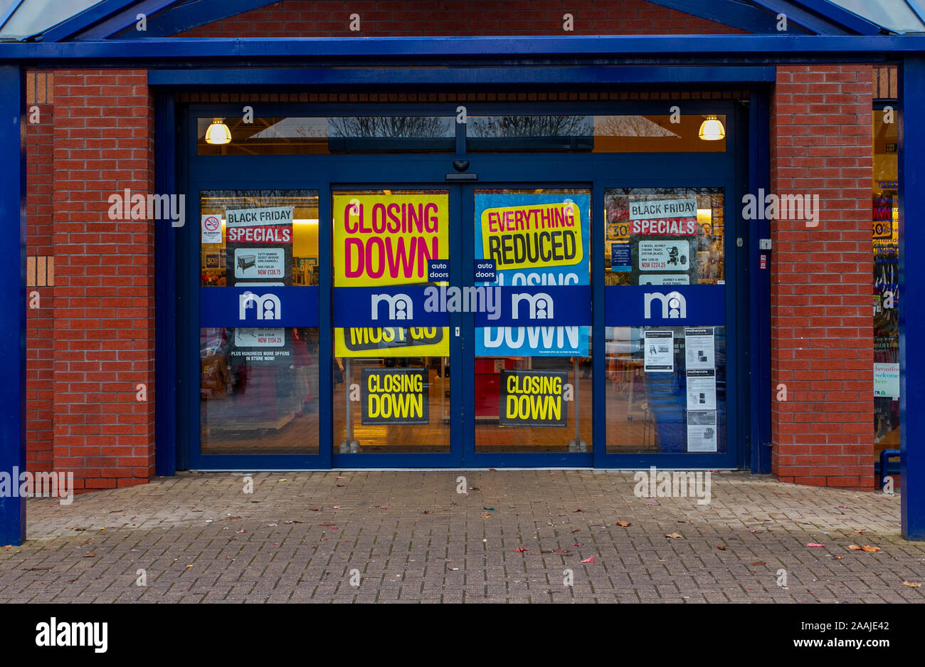 Everything must go sign poster banner hi-res stock photography and ...