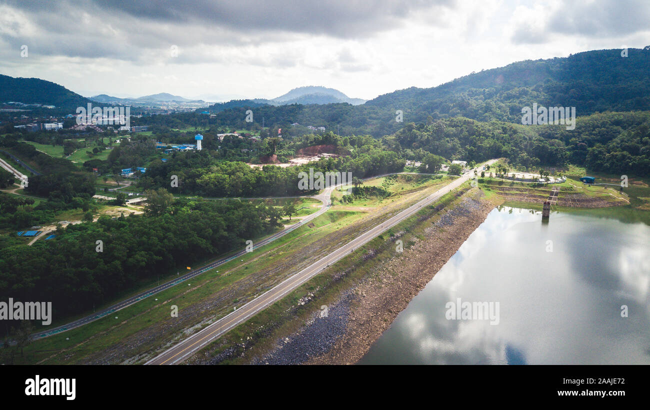 Curved dam pathway hi-res stock photography and images - Alamy