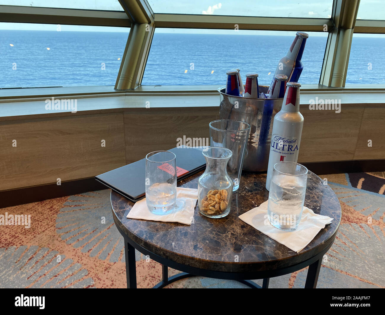 Michelob ultra beer hi-res stock photography and images - Alamy