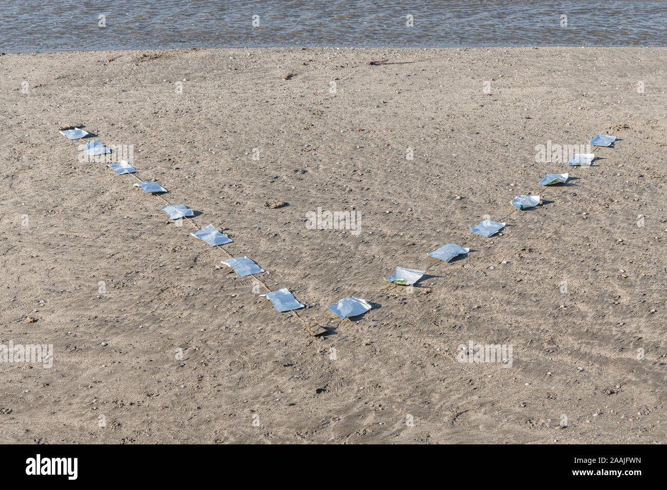Ground to air signals hi-res stock photography and images - Alamy