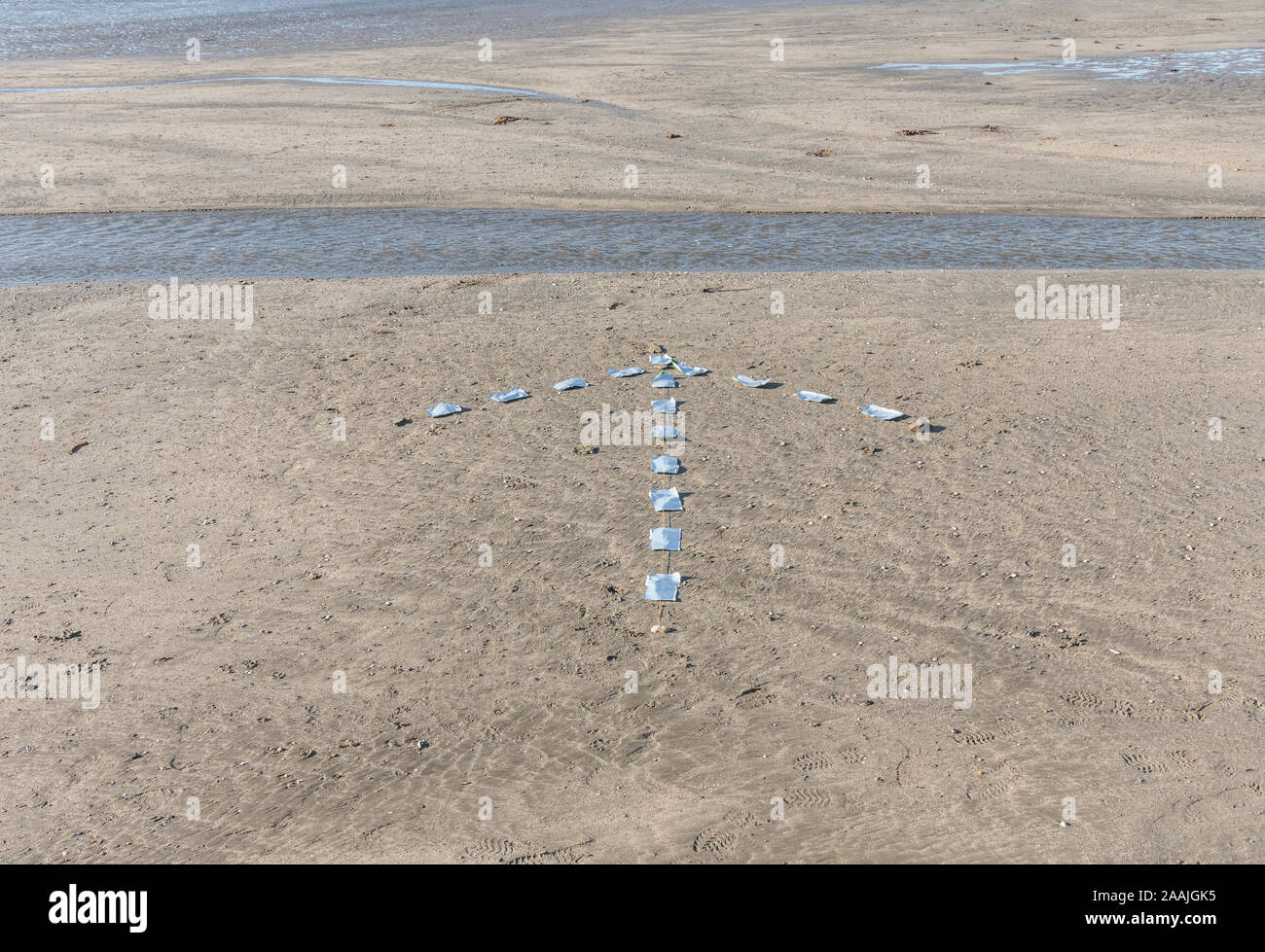 Ground to air distress signal hi-res stock photography and images - Alamy