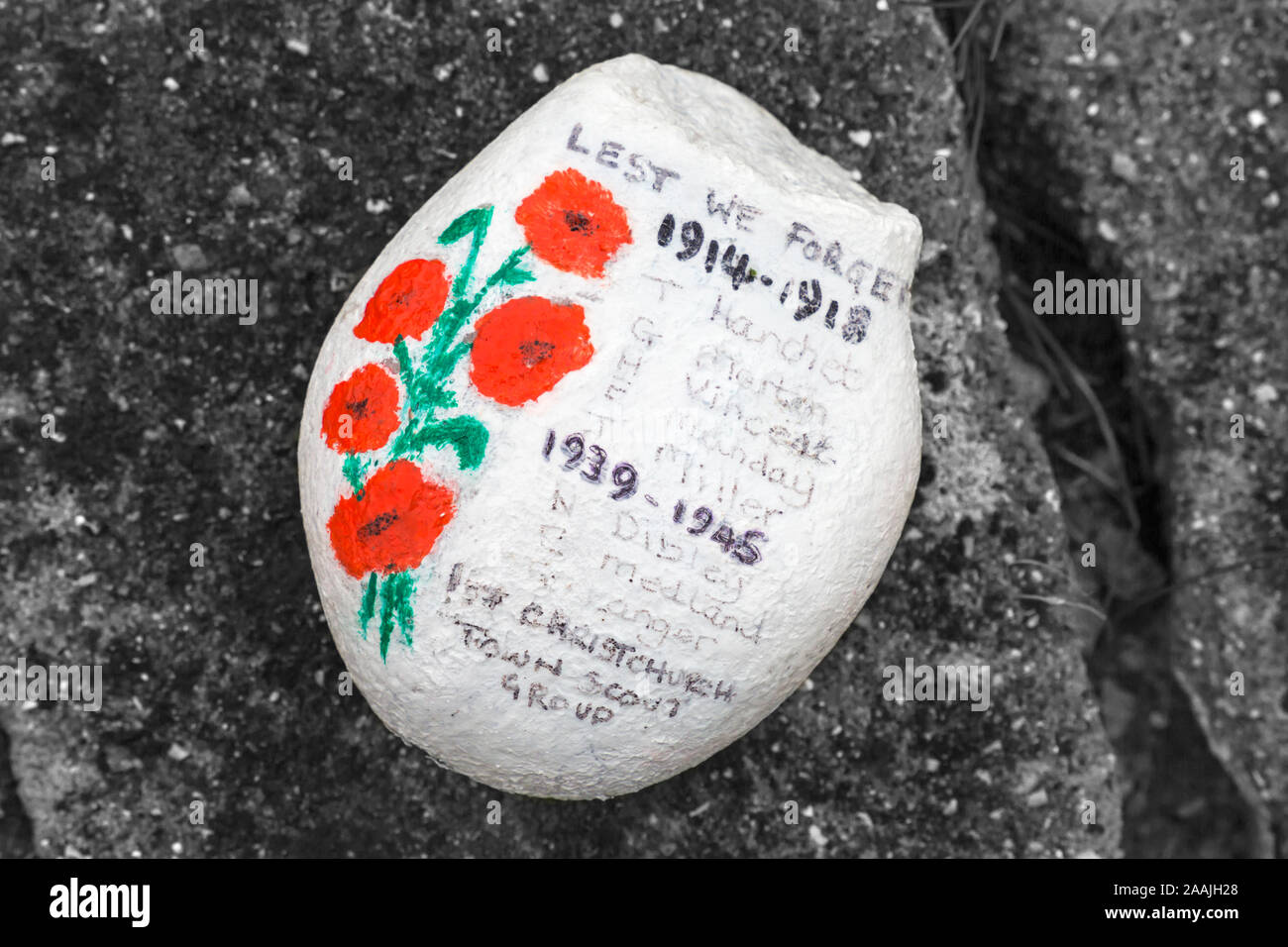 Wartime remembrance painting hi-res stock photography and images - Alamy