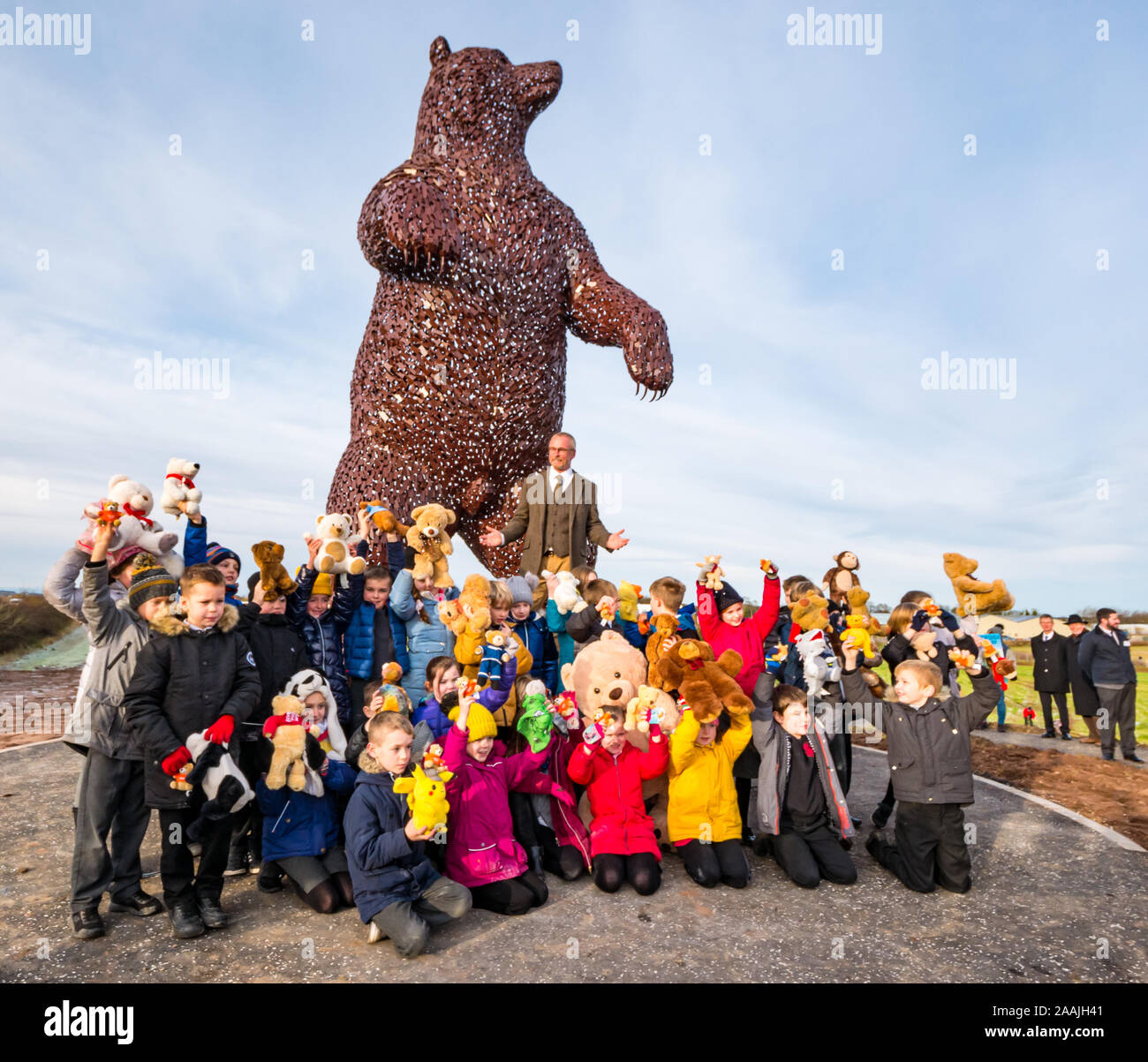 Unveiling of bear sculpture to celebrate John Muir by sculptor Andy ...