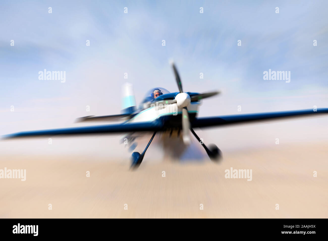 Acrobatic plane hi-res stock photography and images - Alamy