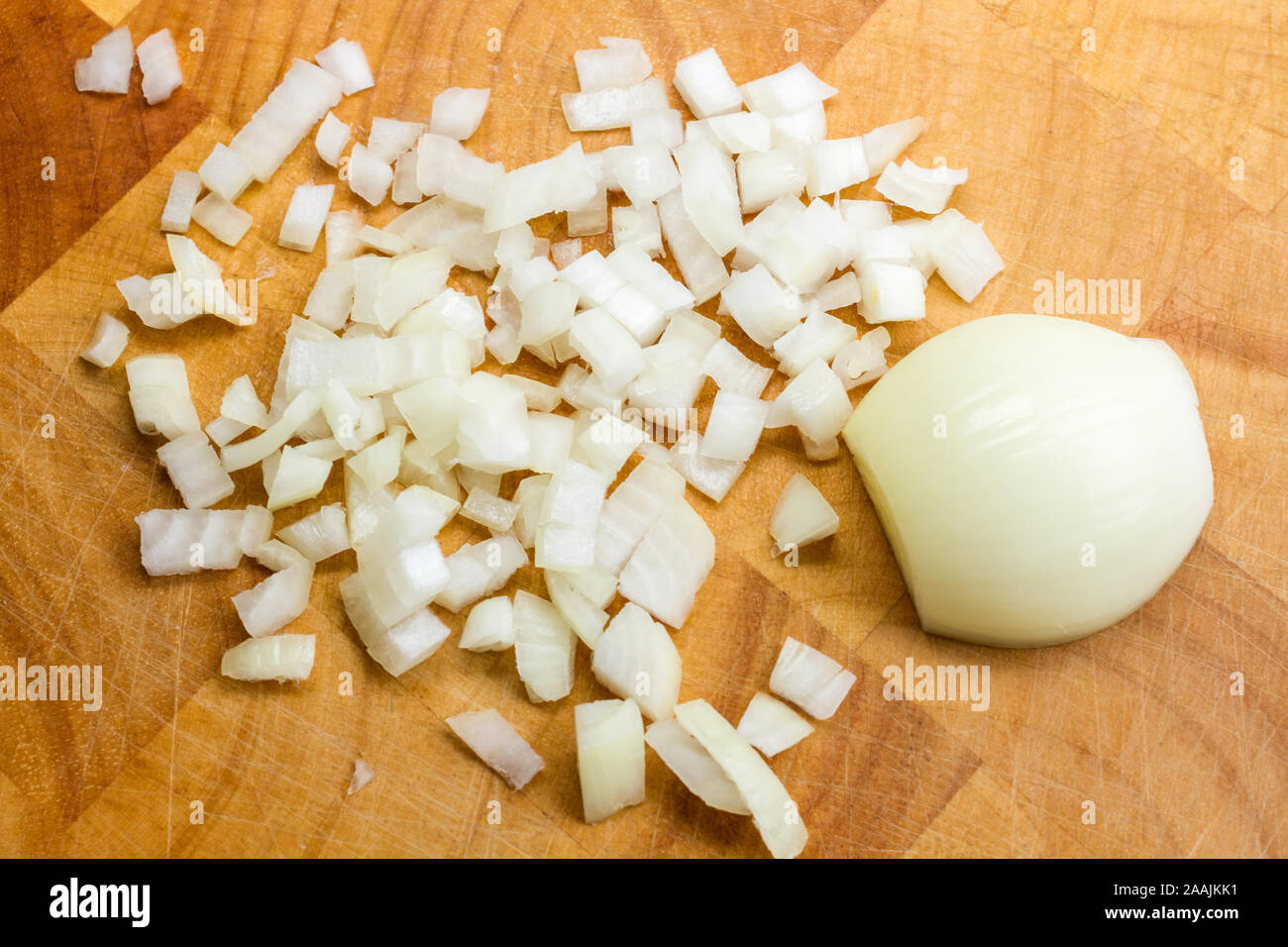 Chopped onions hi-res stock photography and images - Alamy
