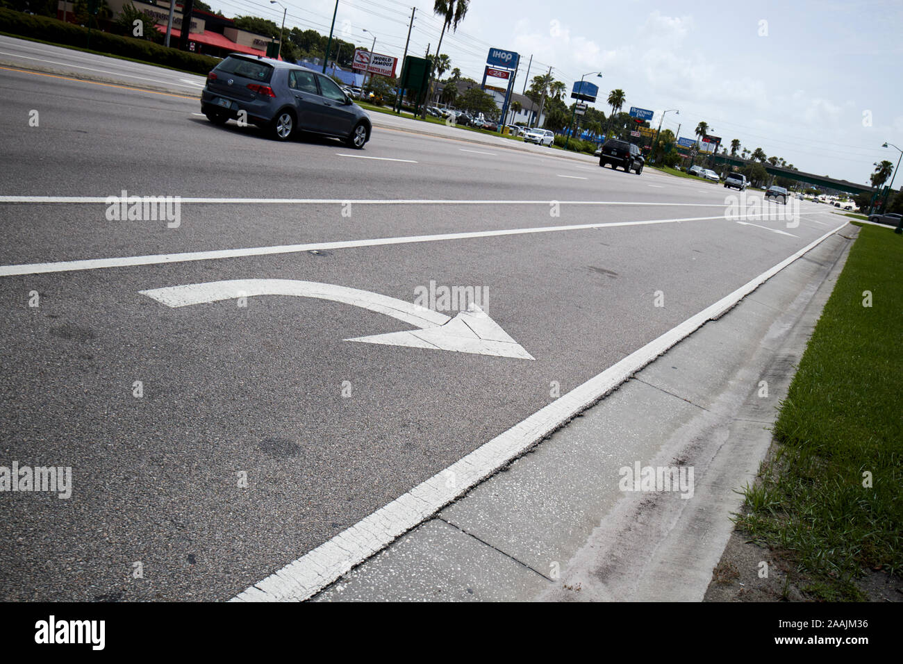 Turn off lanes hi-res stock photography and images - Alamy