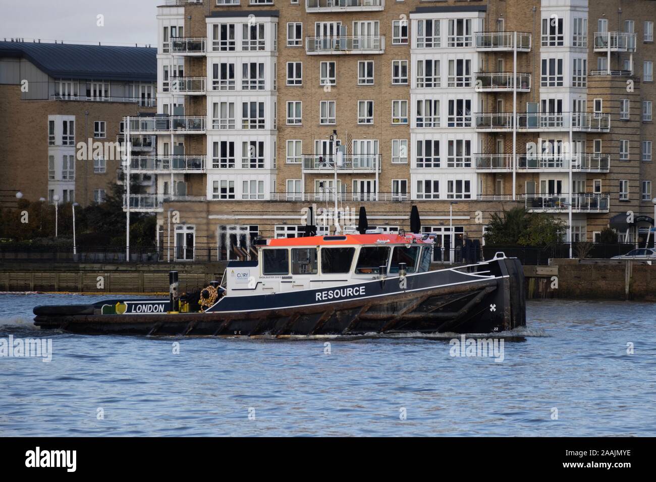 Damen tug boat hi-res stock photography and images - Alamy