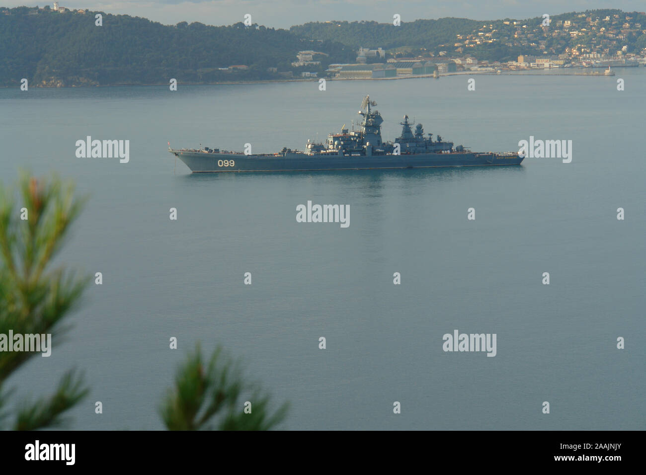 Russian nuclear cruiser Piotr Velikiy in stoppover inToulon harbour Var ...