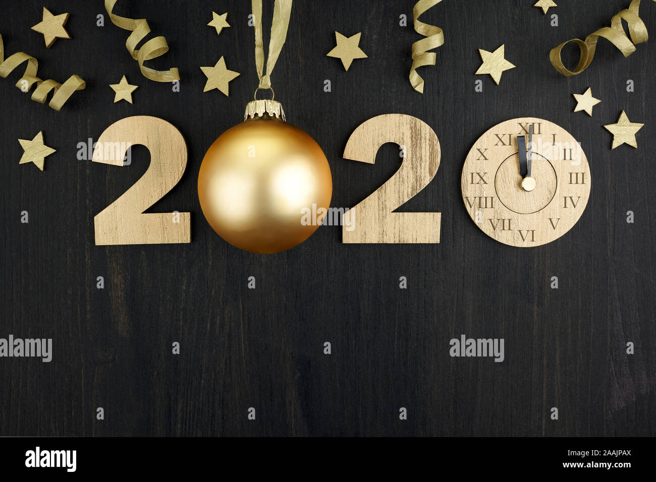 Gold 2020 hi-res stock photography and images - Alamy