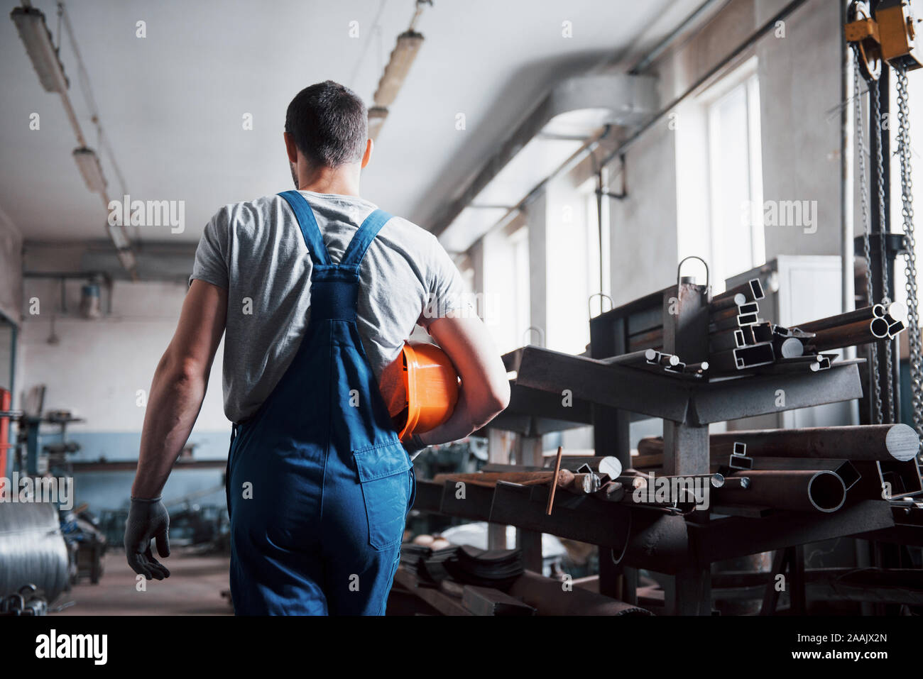 Chernobyl reactor control room hi-res stock photography and images - Alamy