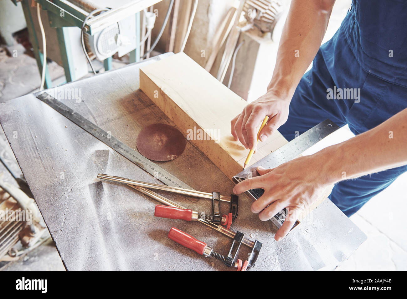 Joiners shop hi-res stock photography and images - Alamy